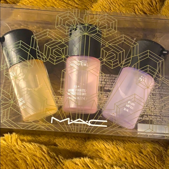 MAC Cosmetics | Makeup | New Mac Snowball Kit Set Of 3 Prepprime Fix ...